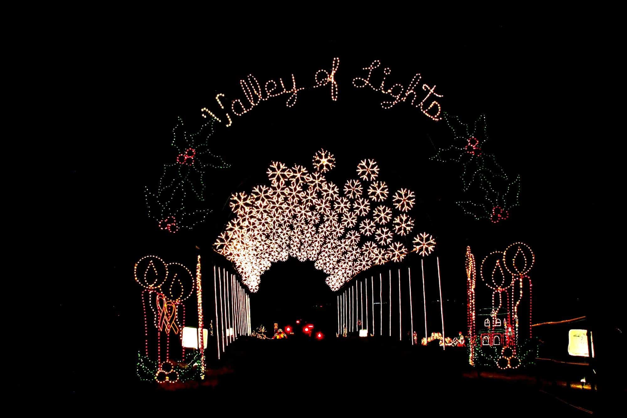 Exhibición de luces desde el auto, en Prescott Valley – Conecta Arizona